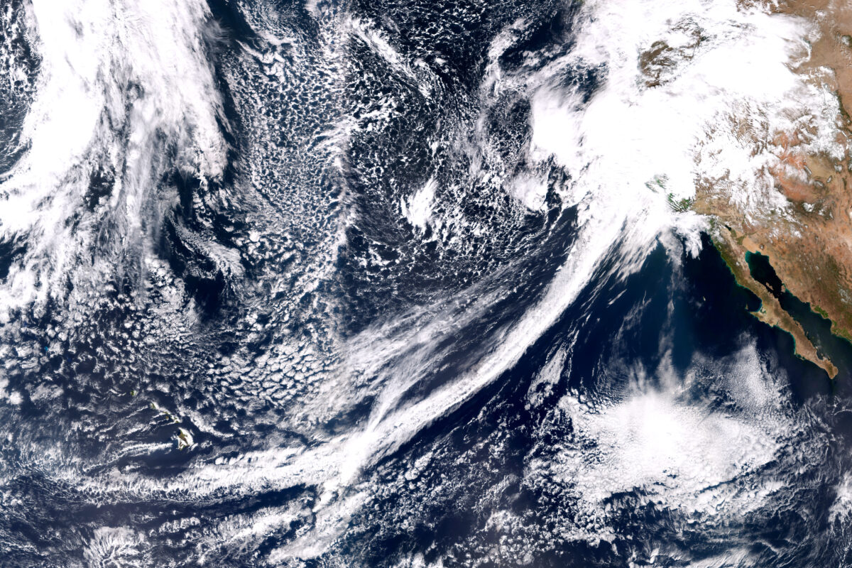 How Rivers in the Sky Travel Across the Ocean – KneeDeep Times