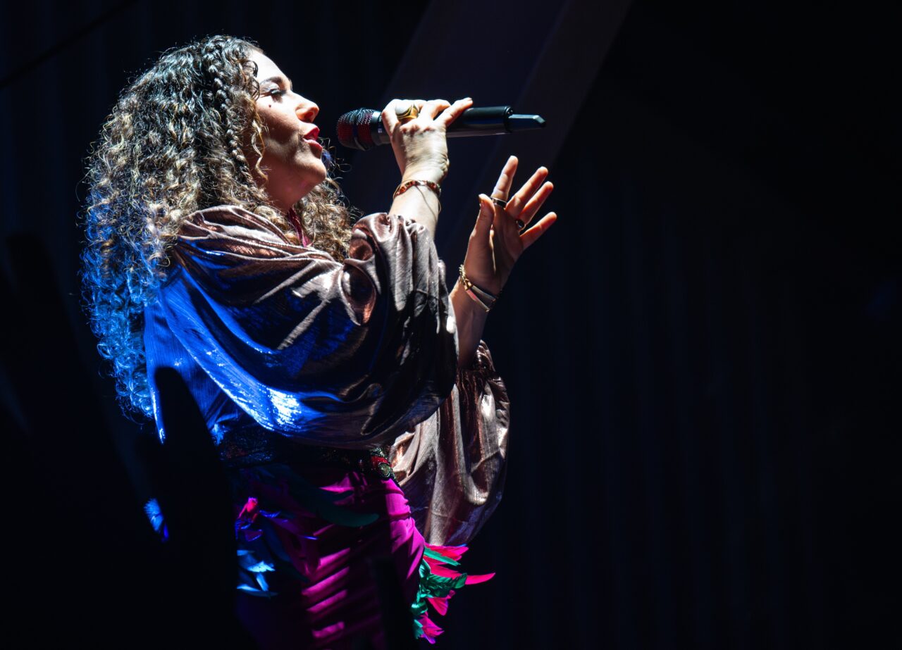 Dancers & Divas Conjure Climate Art and Island History – KneeDeep Times